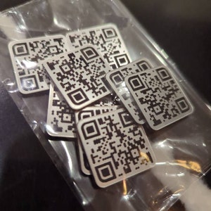 4.5x4.5 Custom QR Code Puck Menu QR Code Card Durable Reusable ...