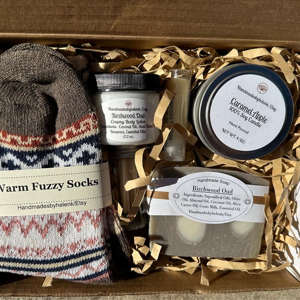 Blueberry Muffin Bath Gift Box, Holiday Gift Bags, Soap and Sock Gift ...