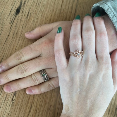 ROSLYN BAND : Gothic Architecture Inspired Wedding Band - Etsy