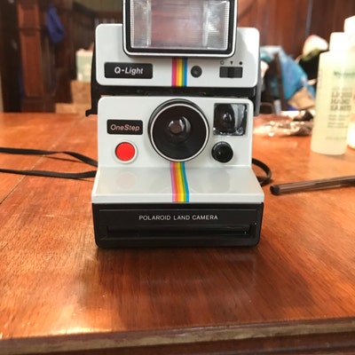 Vintage Polaroid Onestep SX-70 White Rainbow Stripe Instant Film Camera ...