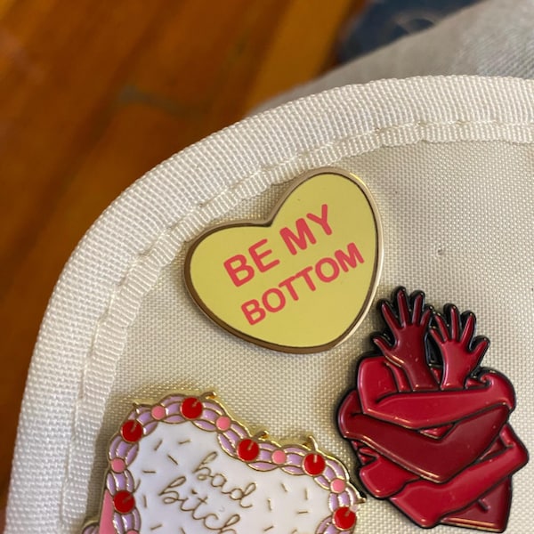 Are You a Boy or a Girl? Meh. Gender Apathetic Pride Flag Pronoun 1.25 ...