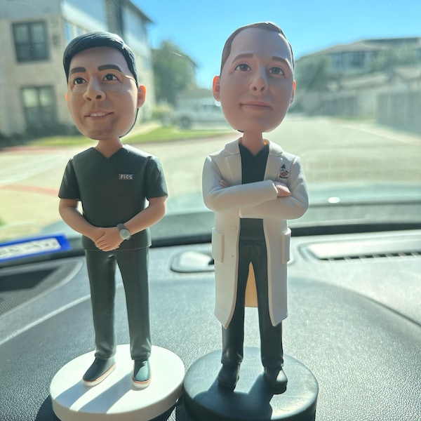 Personalized Doctor Bobbleheads, Custom Medical Doctor Bobblehead ...