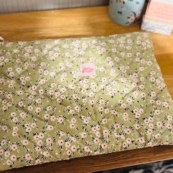 Floral Quilted Laptop Sleeve: Puffy Tablet Case, Green MacBook Pouch - Etsy