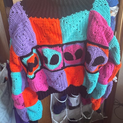 Alien Head Granny Square - Etsy