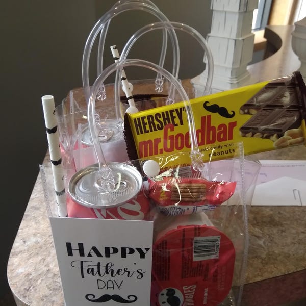 Printable Kitty Homecoming Proposal Sign | Hello, I'd Be Kitting If I ...