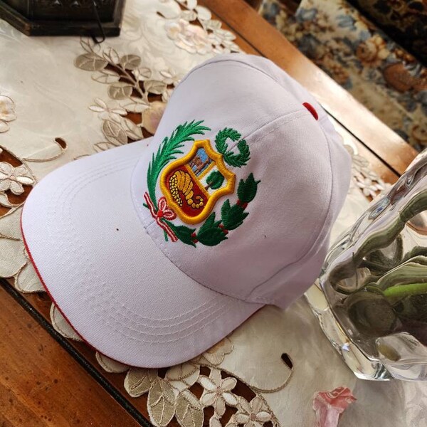 New Peru Embroidery Coat of Arms Shield Men's Adjustable Strapback ...