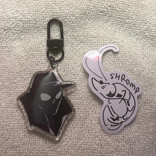 Noir Keychain - Etsy