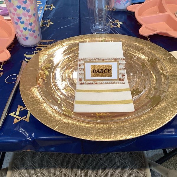 Elegant Disposable Round Paper Charger Plates 13", Fancy Colors Red ...