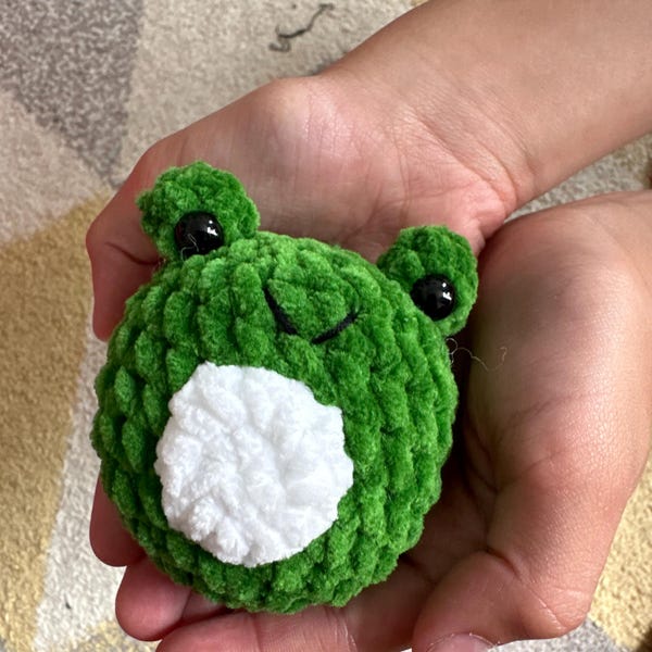 Frog Squishy Cute Handmade, Super Soft Velvet Crochet Frog / Stress ...
