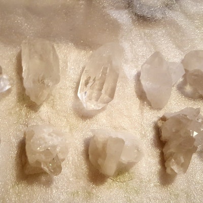 Mini Quartz Cluster 1pc 3pc 5pc 10pc Small Quartz - Etsy