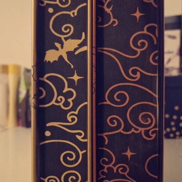 Fourth Wing Digital Book Edge Stencil SVG - Etsy