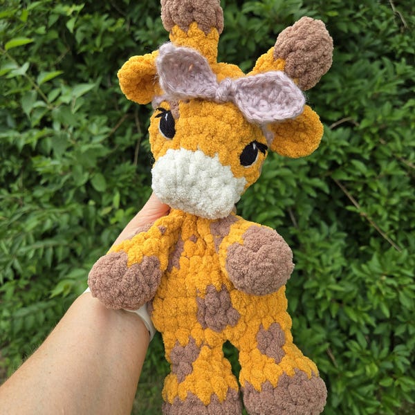 Gentry the Baby Giraffe Crochet Pattern | No Sew Low Sew Crochet ...