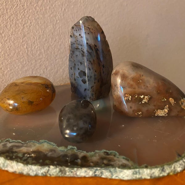 Beautiful, Spotted Pattern, Montana Moss Agate Specimen. Cut and ...