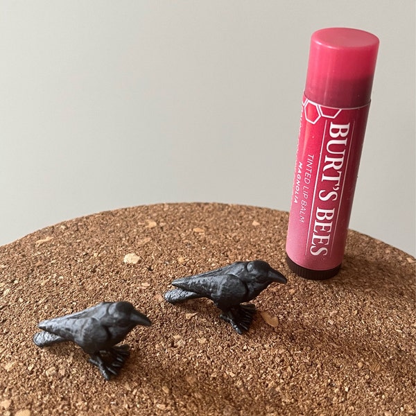Miniature Raven - 1:12 Scale Mini Black Birds Sized for Horror Diorama ...