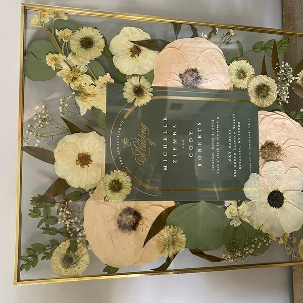 Custom Pressed Flower Frame - Wedding Flowers or Other Event Flowers - Etsy