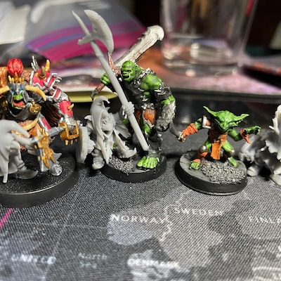 Questing Knight on Foot Highlands Miniatures - Etsy