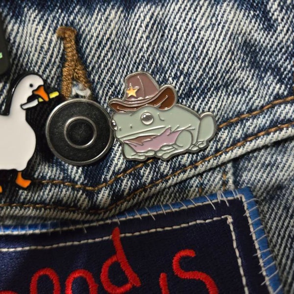 Sheriff Frog Enamel Lapel Pin | Cowboy Frog - Etsy