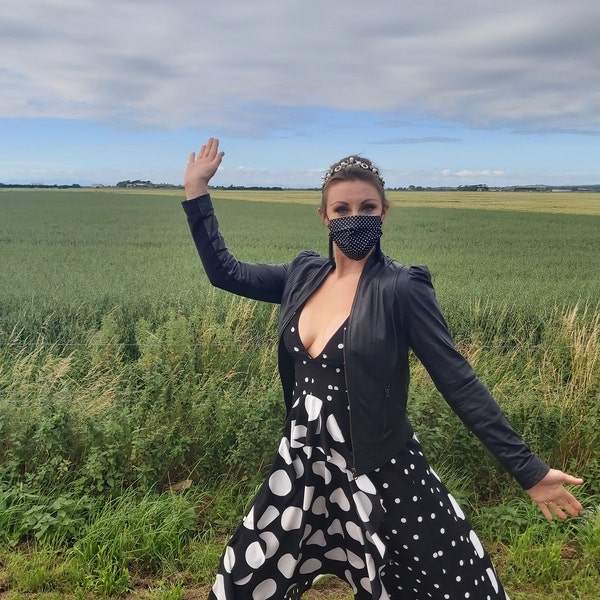 Book Keyring Handmade Leather Book Stack Keychain Gift - Etsy