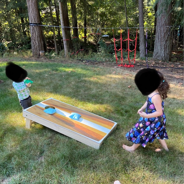 Retro Stained Poster Pyramid Cornhole Set With Bags - Cornhole Set ...