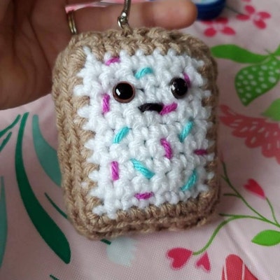 Toaster Pastry Keychain PDF Crochet Pattern - Etsy
