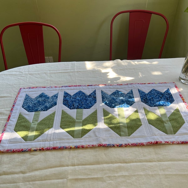 Quilted Spring Table Runner With Tulips and Pinwheels - Etsy