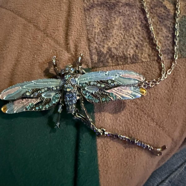 Dragonfly Dreams // Iridescent Layering Dragon Fly Pendant Chain ...