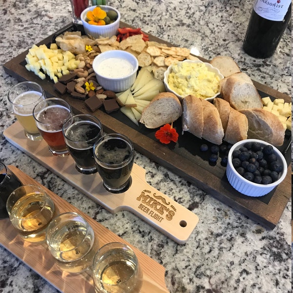 Personalized Beer Flight Set, Beer Paddle and 4 Beer Tasting Glasses ...