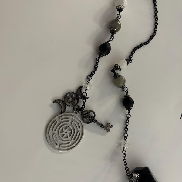 Hekate Prayer Beads With Hekate's Wheel, Snake and Skeleton Key, Rosary ...