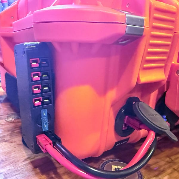 Anderson Powerpole Distribution Block With 60watt PD USB-C and USB-A ...