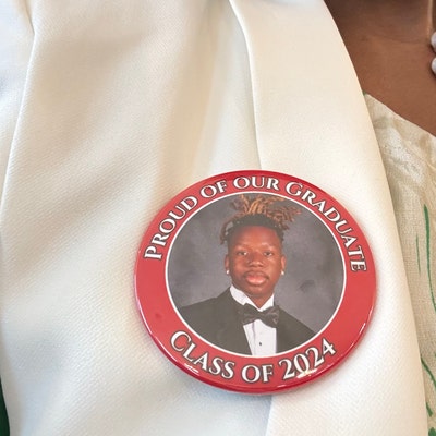 Custom Photo Graduation Button Pins or Magnets Keepsake 2024 Graduation ...