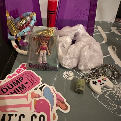 Bratz Mini Flashback Series Baddie Keychain Bundle - Etsy