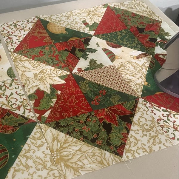 Table Runner Pattern for Charm Packs Quilt Pattern Table Runner ...