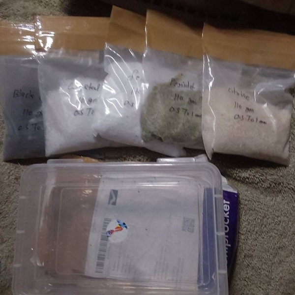 Black Onyx Crushed Raw Stone Powder, Healing Crushed Powder, Beautiful ...