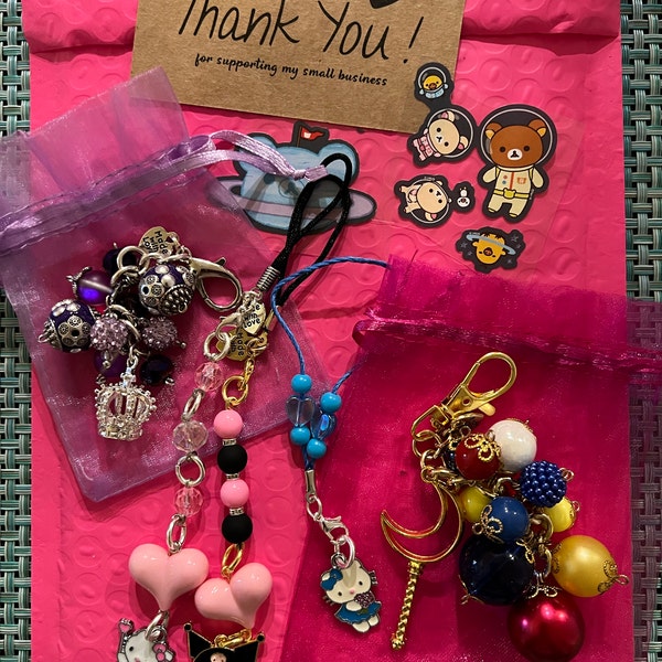 Flower Butterflies Keychains, Cell Phone Charm, Lanyard, Planner Charm ...