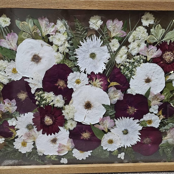 Custom Pressed Flower Frame - Wedding Flowers or Other Event Flowers - Etsy