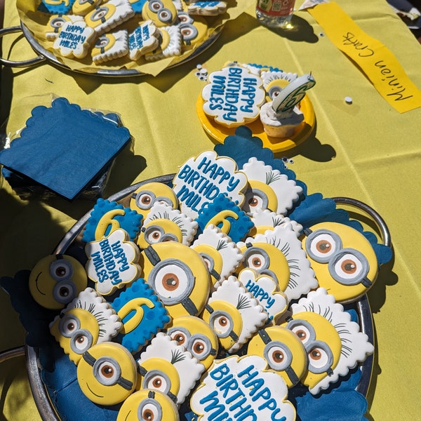 Minion Cookies, Despicable Me Cookies, Minions, Decorated Cookies ...