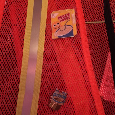 Mama Peccy Off-set Pin glitter - Etsy