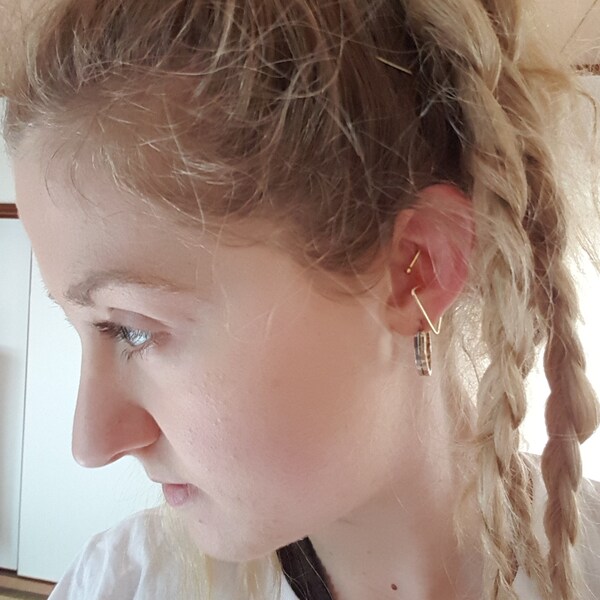 Triangle Earrings, NO PIERCING REQUIRED Delta Lobe Cuff, Gold, 18 Gauge, Triangle Ear Cuff, Fake ...