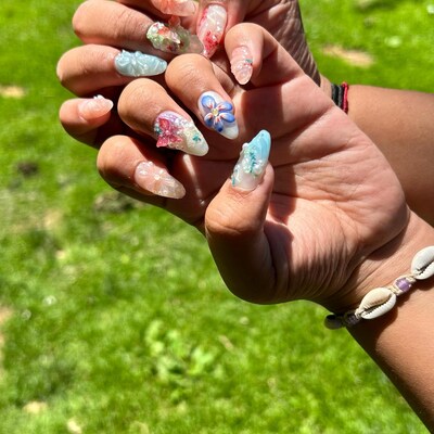 Pink Shell Press on Nails With Unique 3D Gel and Elegant Gemstones ...