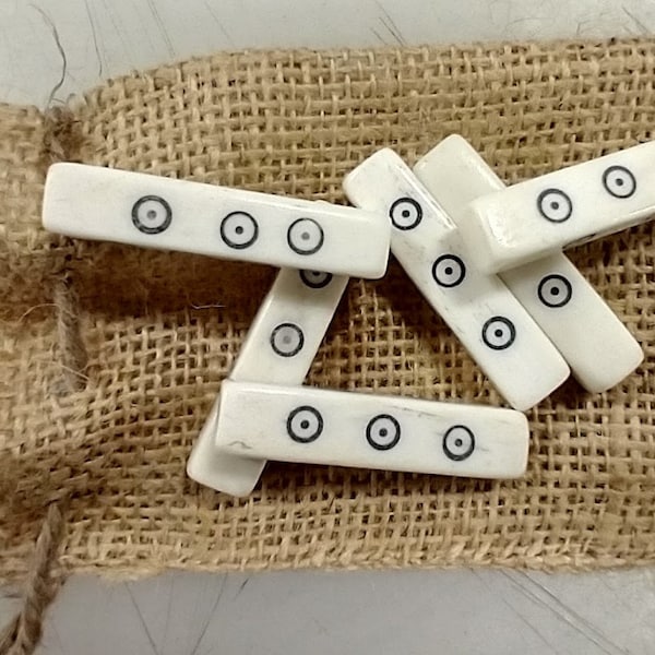 D4 Viking/medieval Historical Bone Dice Replica - Etsy