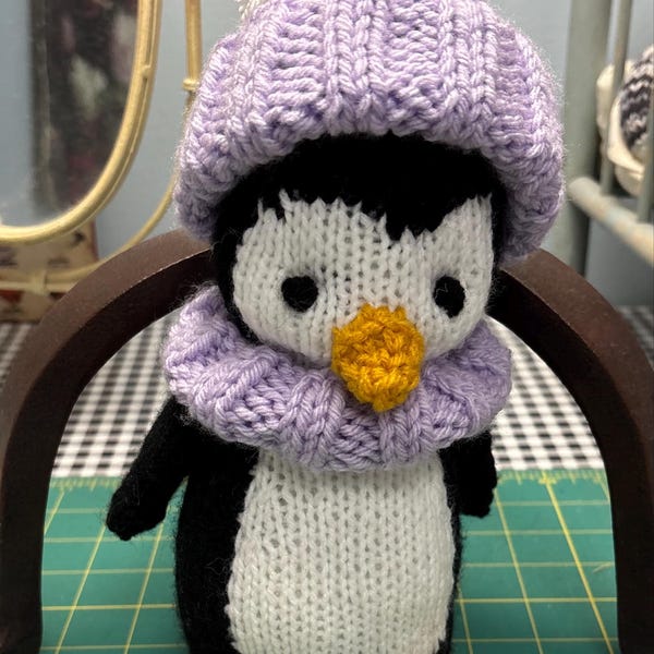 Baby Penguin Knitting Toy Pattern - Toy Knitting Patterns ...