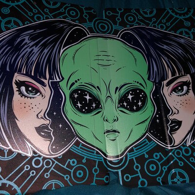 Alien iPad Case for iPad Pro 11 12.9 10.5 With Girl iPad 10.2 7th 9.7 ...