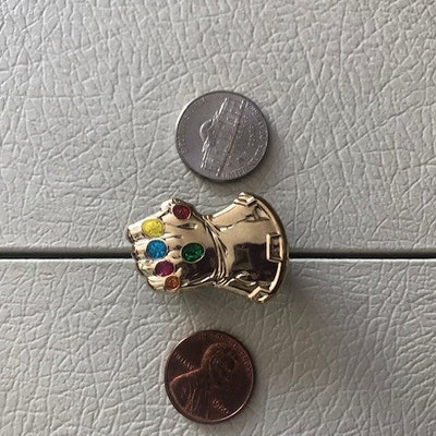 INFINITY GAUNTLET 3D Gold Metallic Enamel Pin - Etsy