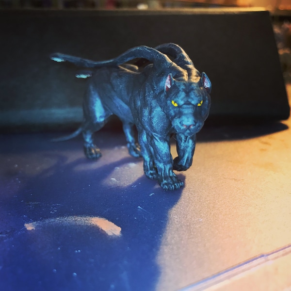Displacer Beast Mini Set Dungeons and Dragons Miniature for Tabletop ...
