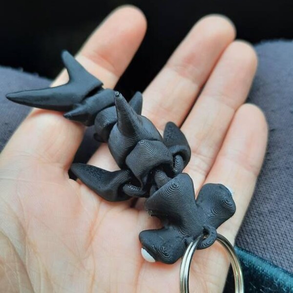 Flexible Shark 3D Print | Hammerhead Keychain | Hand-painted | Made-to ...