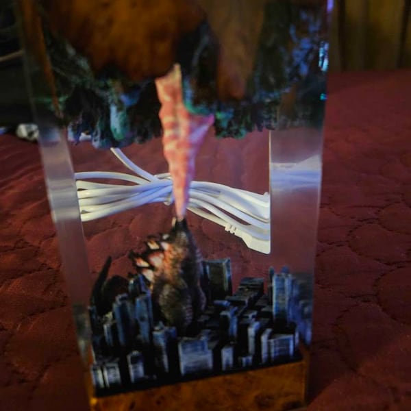 Monster in the City Epoxy Lamp Atomic Breath Resin Lamp Gaint Monster ...