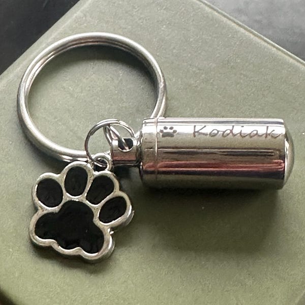 Dog Ashes Keepsake - Pet Urns Keychain for Dogs - Personalized ...