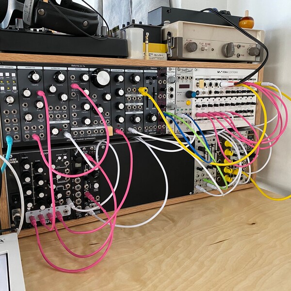 Synthrotek 6U X 104HP Powered Oak Plywood Eurorack Modular Studio Case ...