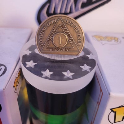 Single Coin Display AA, Recovering Alcoholic, NA Coin Holder, Sobriety ...