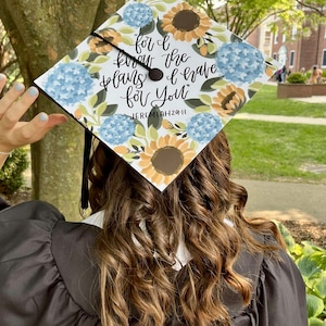 Customizable Floral Grad Cap Decoration Self-adhesive Hydrangeas and ...